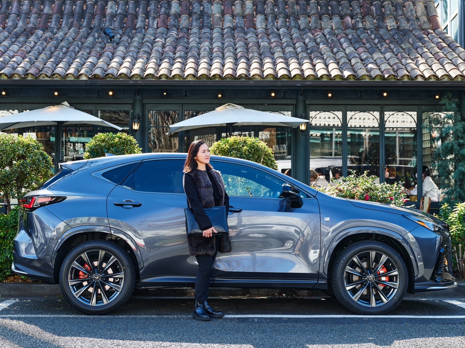 長距離走行の快適さを最優先で選んだ4WD【LEXUS NXスポーツ】 | VERY NaVY